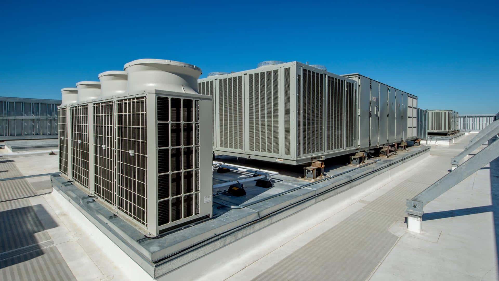 Commercial Rooftop HVAC Units: Costs, Benefits & Maintenance - AAA ...